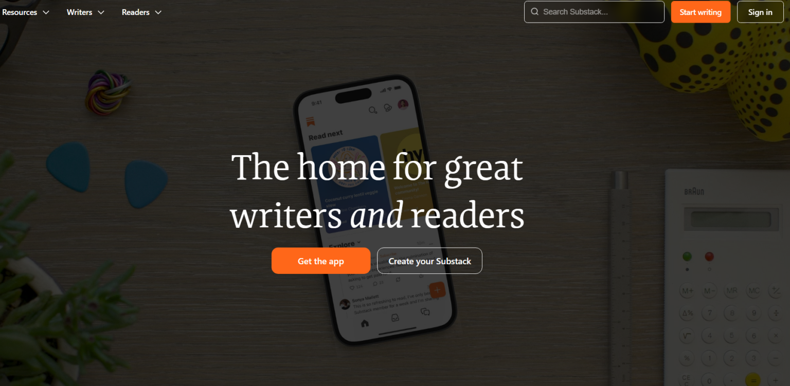 What Is Substack and How Does It Work? | Selzy Blog